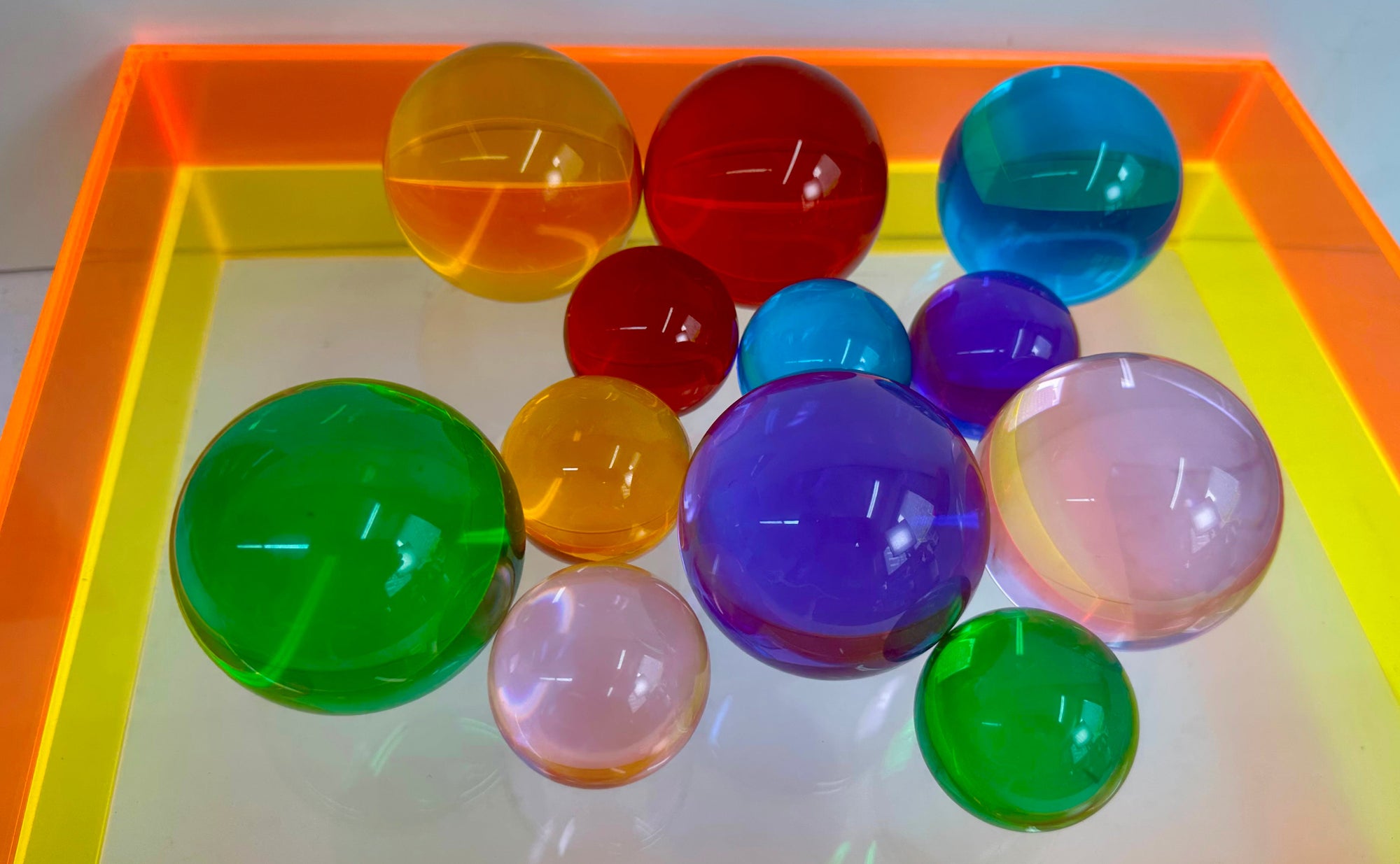 Transparent Color Acrylic Spheres | Canal Plastics Center