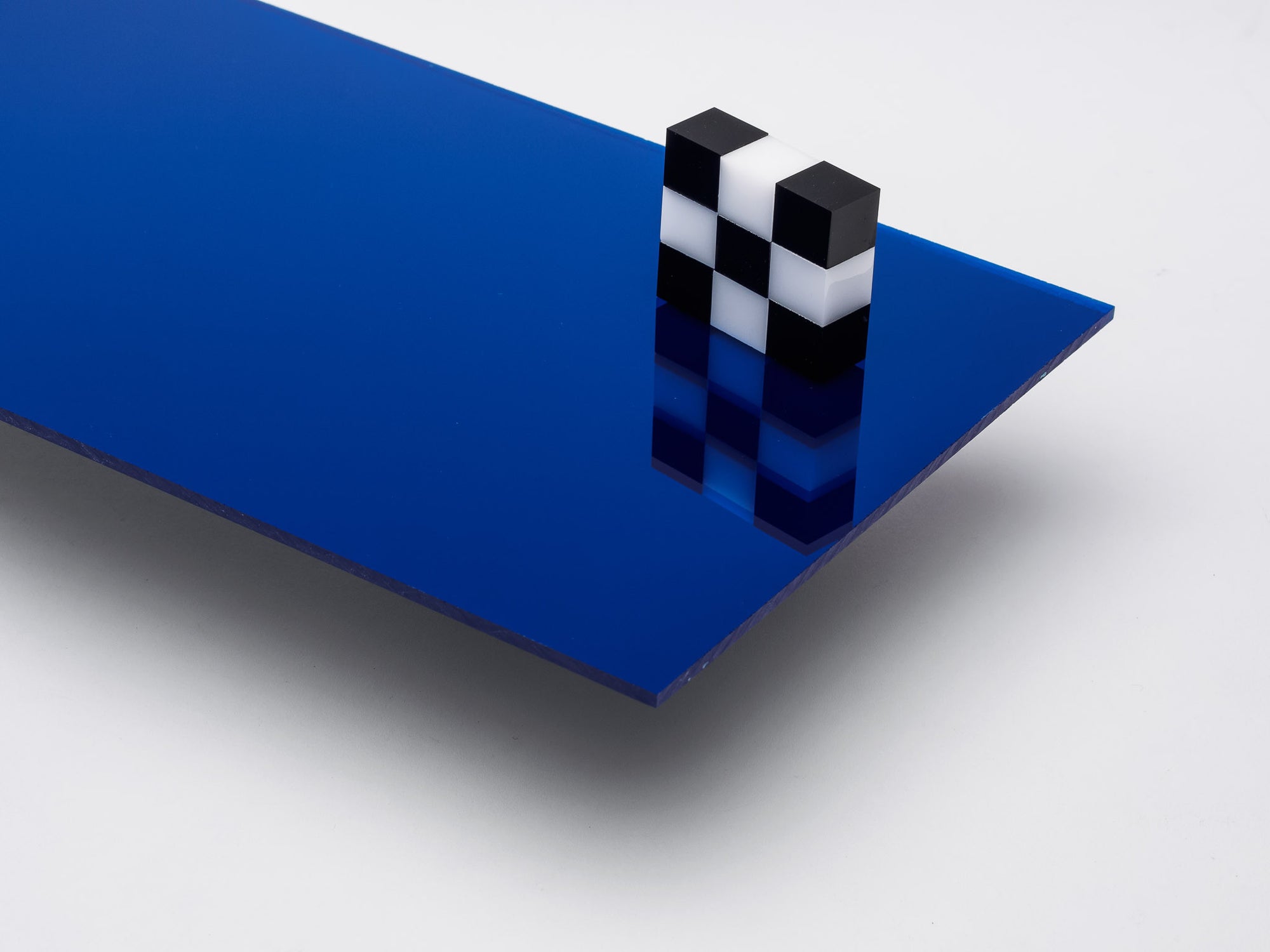 Dark Blue Mirror Acrylic Sheet Extruded Plexiglass Mirror Canal ...